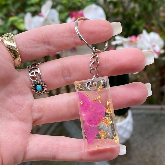 Accessories | Pink Flower Gold Flakes Silver Hardware Keychain Bag ...